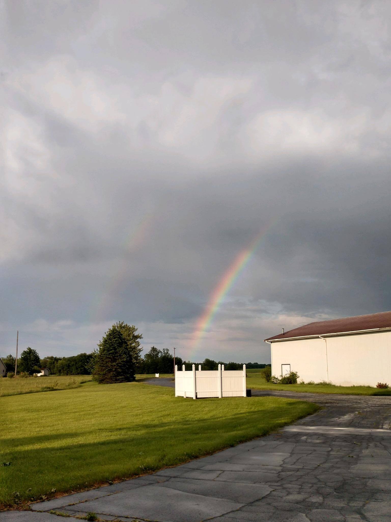 Rainbow 620 - County Line Community Church